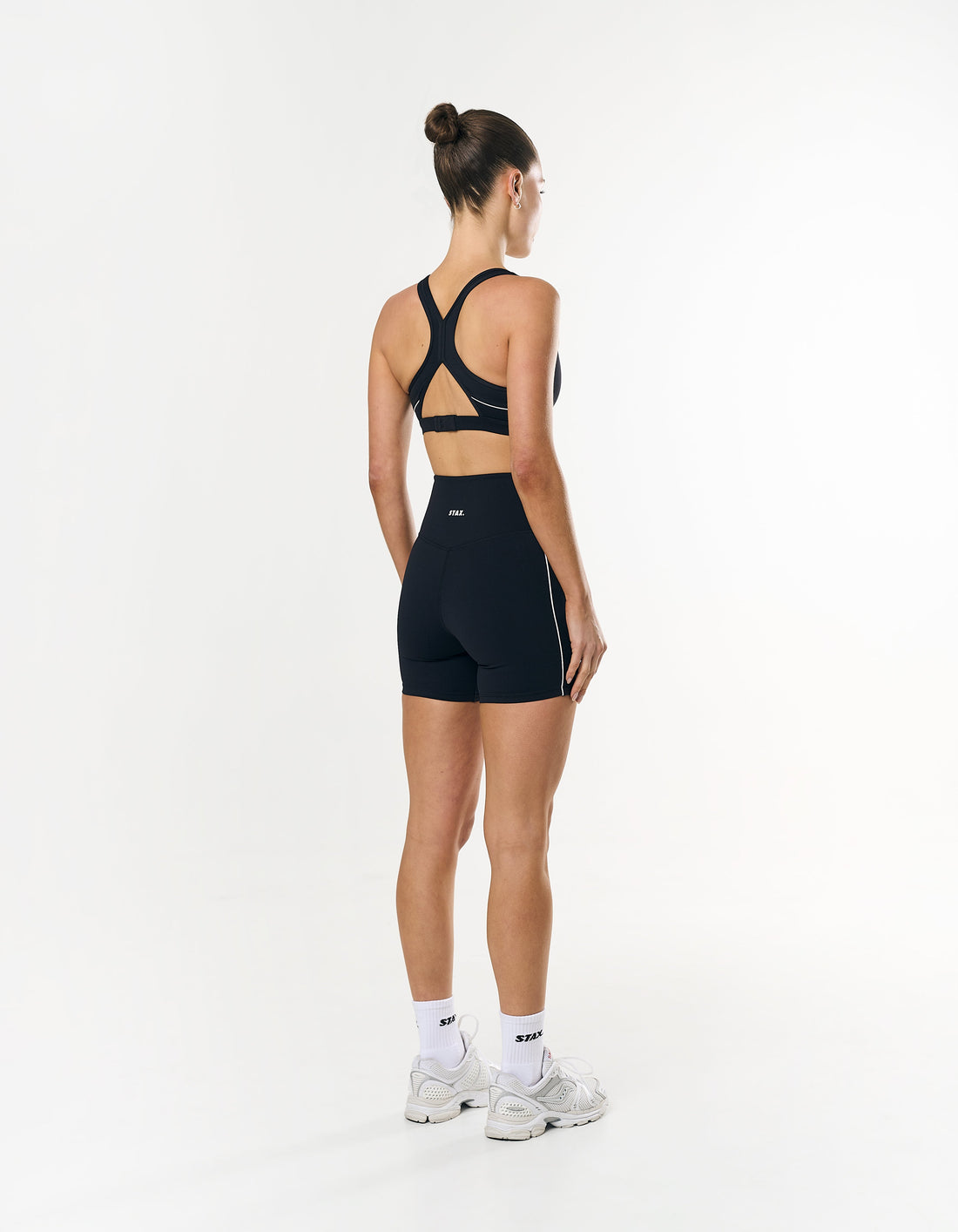 Contour Midi Bike Shorts Airlyte - Orca – STAX.