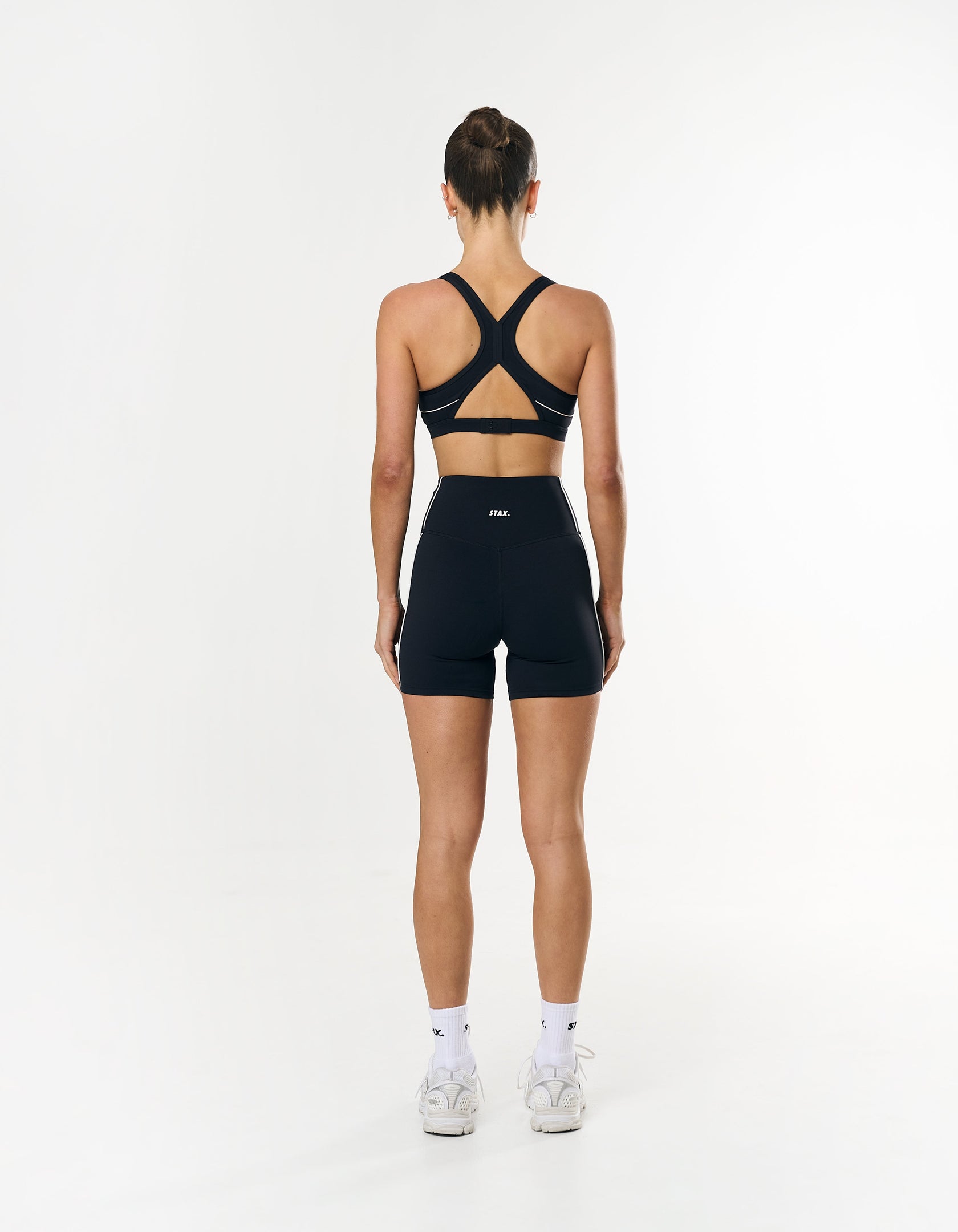 Contour Midi Bike Shorts Airlyte - Orca – STAX.